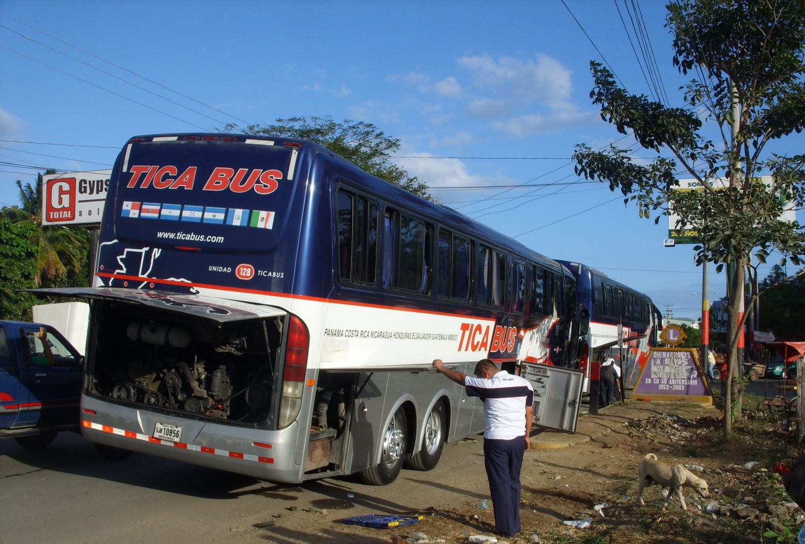 Nicaragua, Costa Rica, Panama: 2010/2011: Tica Bus Escapade