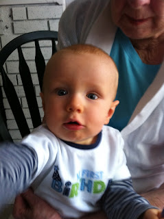 Deserae Quilts: Happy first birthday Taylor! Monkey Quilt!