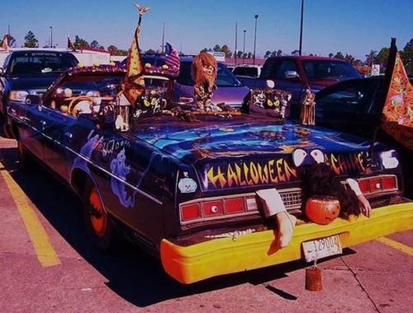 The Horror Car for Halloween:Cars Go