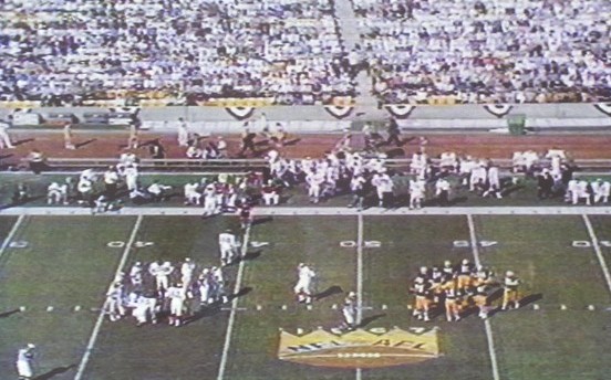 Video of First Superbowl Game Ever | HISTORIES OF THINGS TO COME