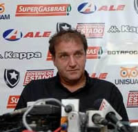 voudekombi: Alexi Stival