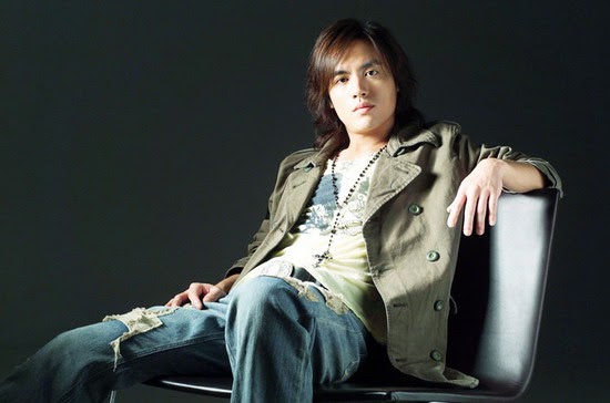 Van Fan - E Nan Zhai Ji Dian