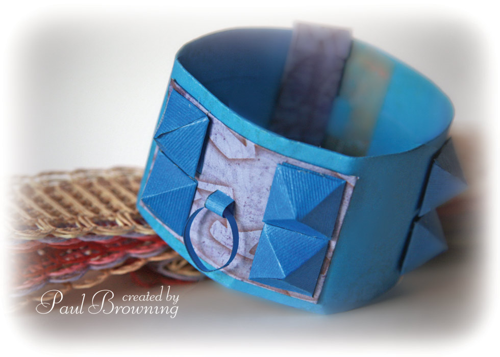 The Artsiders: Paper Jewellery