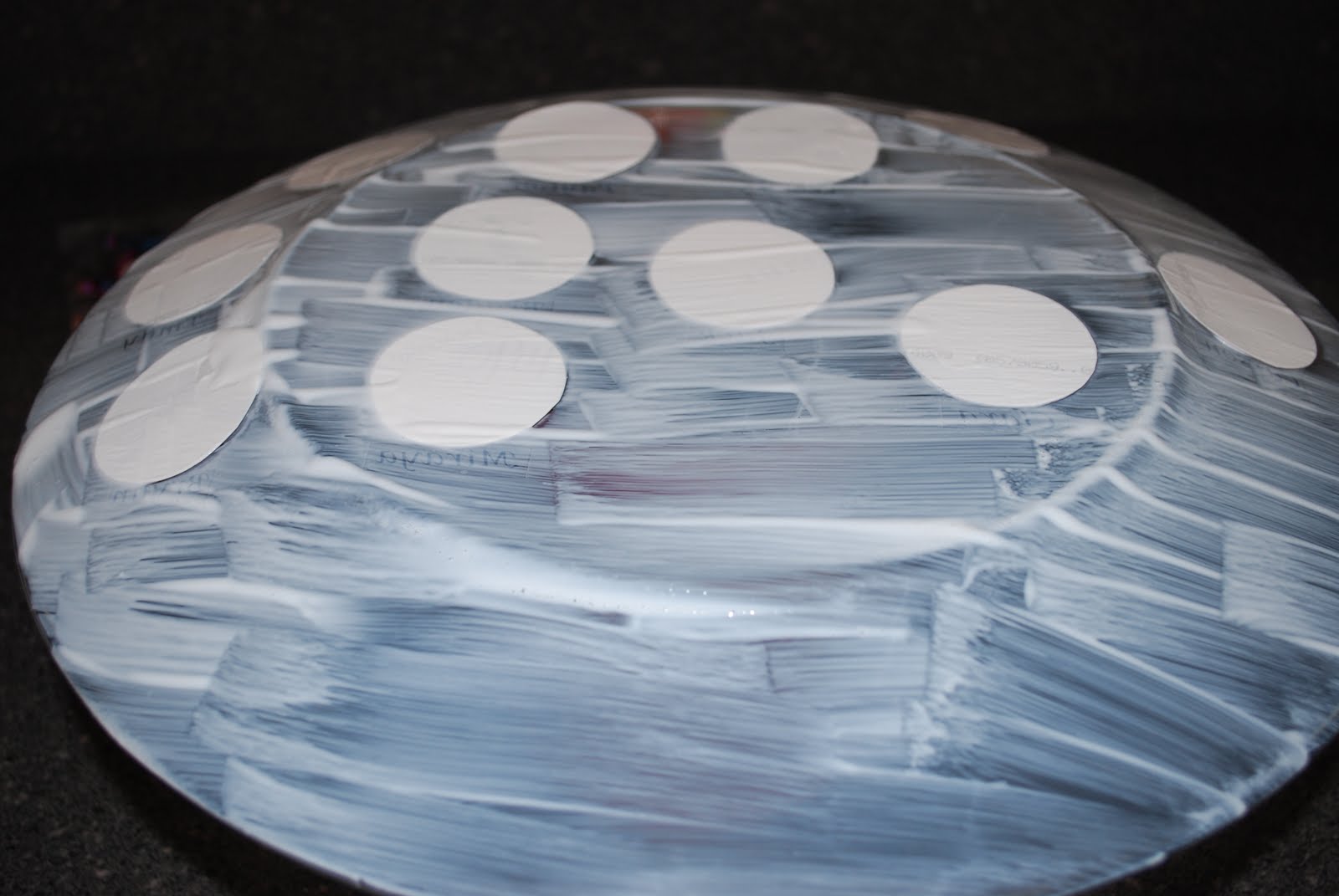 2 Giggle Boxes: Decoupaged Plates