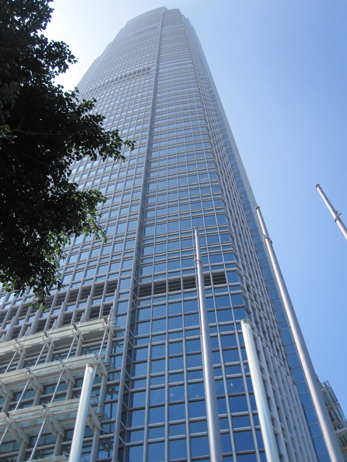 Hong Kong 2010: 14/10/2010 : Kowloon - IFC2 Tower - Nathan Road