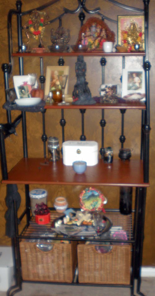 Tarot storage ideas : r/tarot