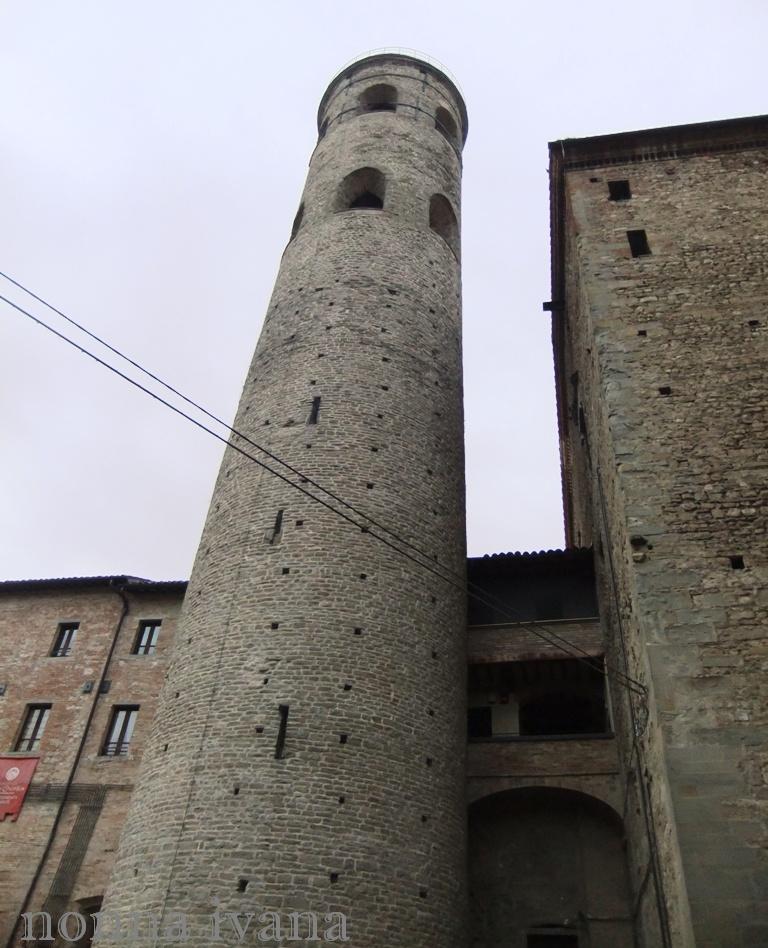CITTA' di CASTELLO /Perugia ...palazzi, vie, piazze....PARTE 3.