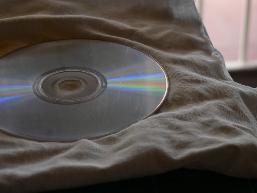 Oido al tambor: RECUPERAR UN CD RAYADO