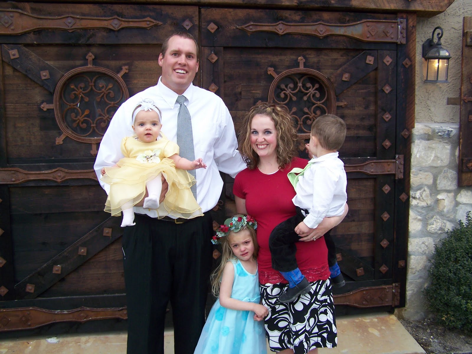 The Sampson Family: Spring time and a wedding
