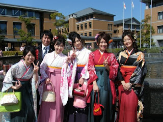 MEI-HUAaaaaaaah: Gender in Japan- Japanese Girls!