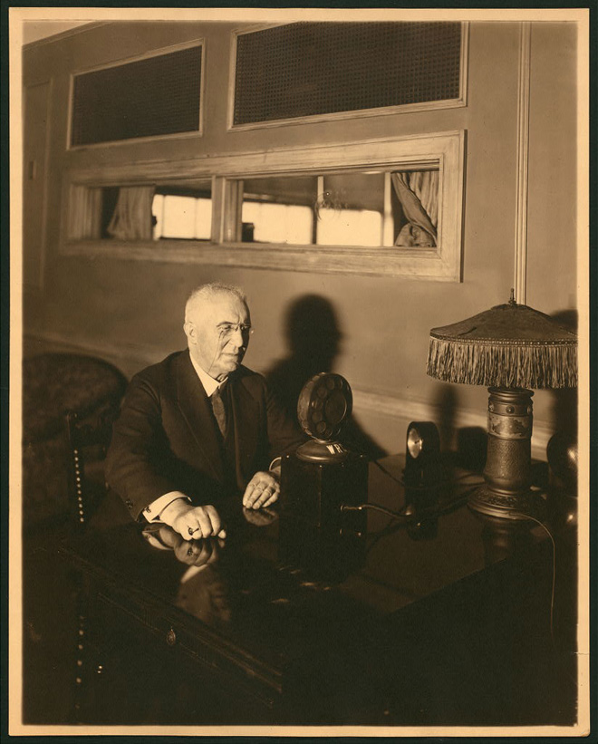 Jazz in Athens: Birth of the Microphone: How Sound Became Signal