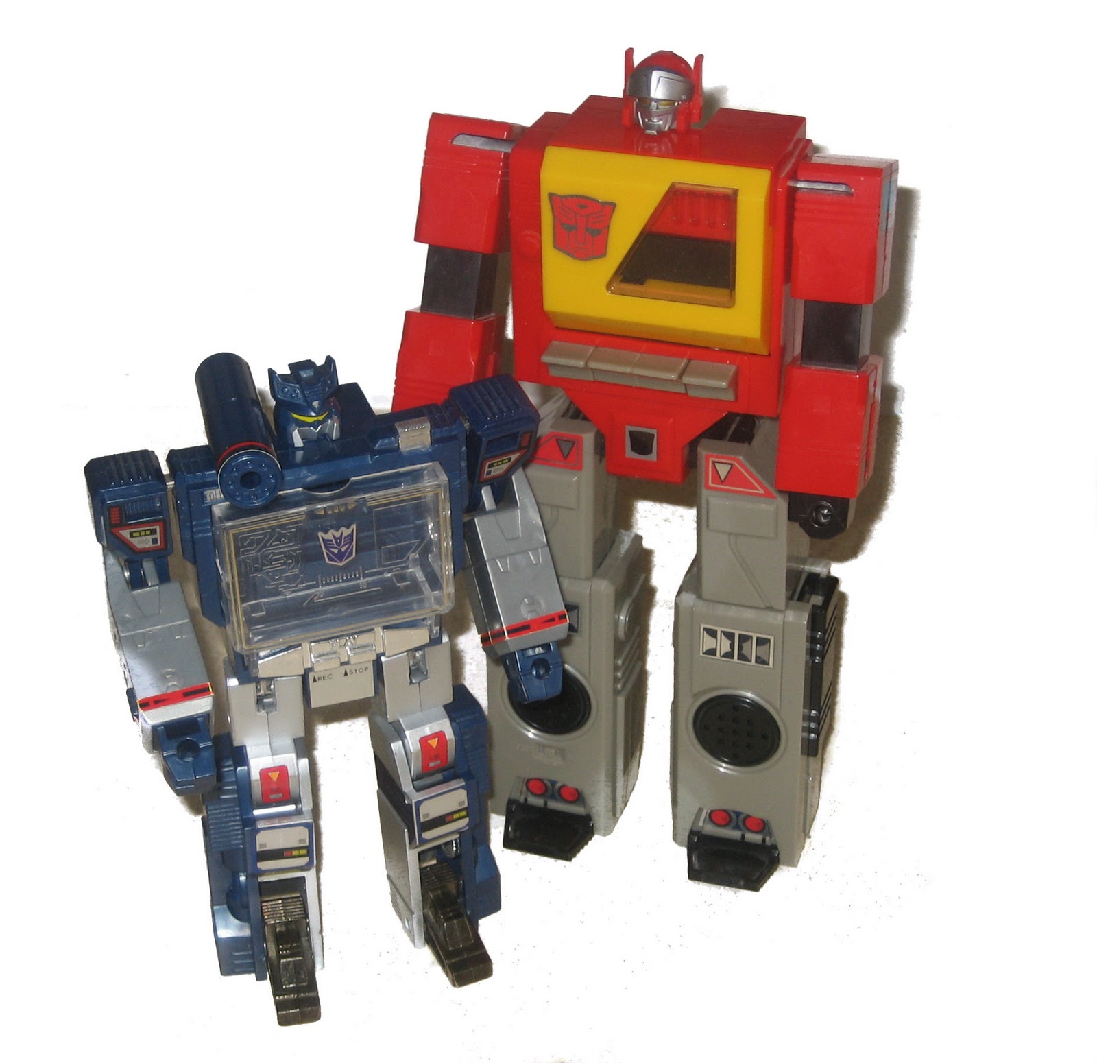 When Toys Rule The World: Review: Soundwave & Blaster