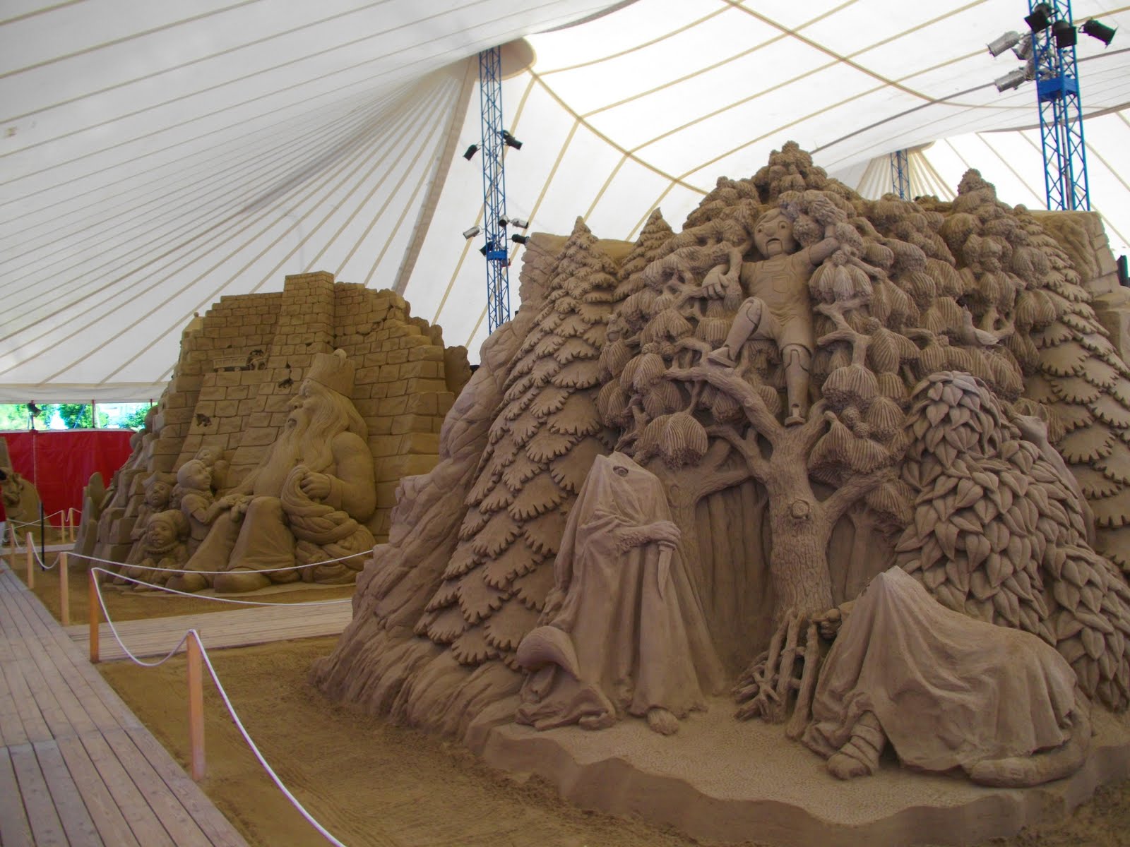 Sand sculpture, Lido di Jesolo, Italy - part 1 | Life in Luxembourg
