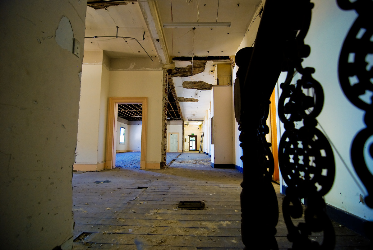 Perth : Abandoned Old Treasury Building, St Georges Terrace - Photo ...