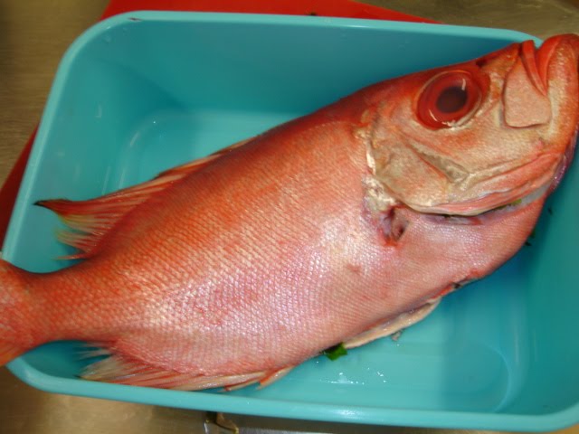 Picadinho de Bacana: Vermelho à Moda do Boteco