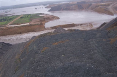 Mining Mayhem: Flooded dragline at Ensham