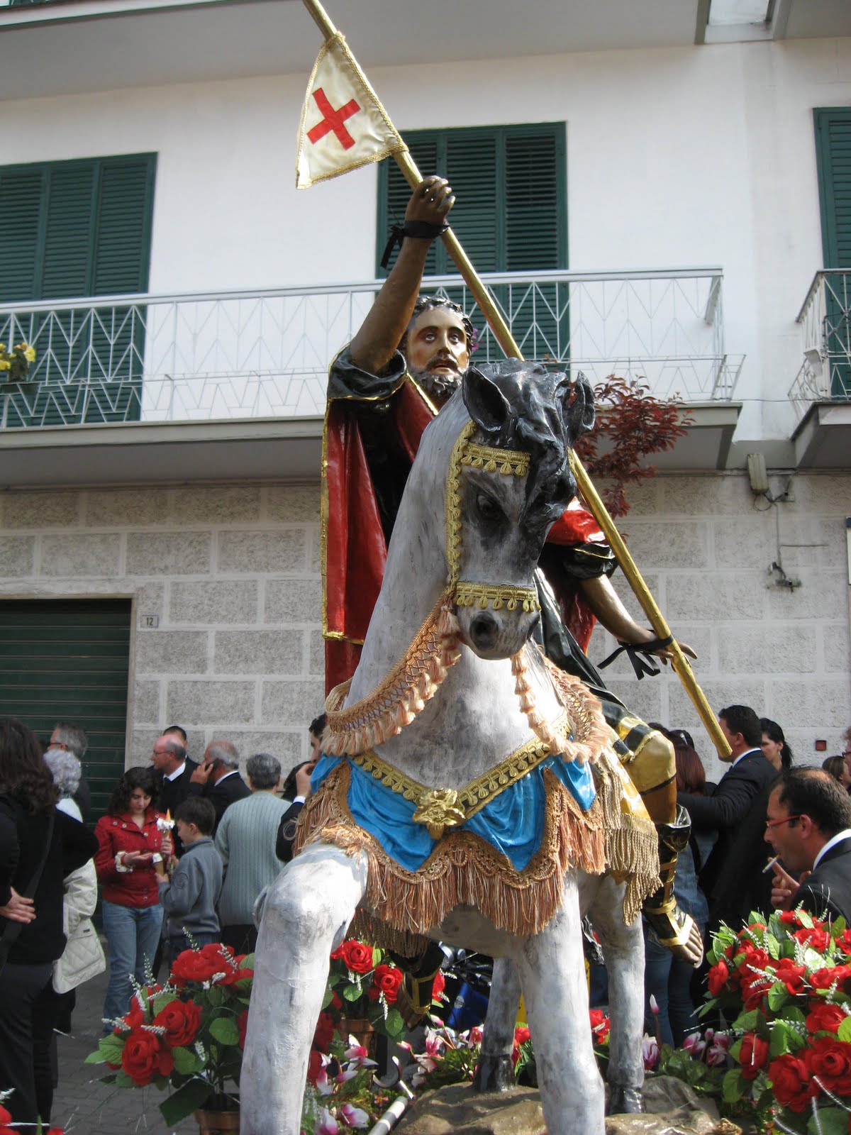 LA SETTIMANA SANTA A VALENZANO (BA): 40 - Il centurione Longino