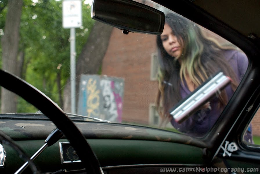 Pancakes and Skateboards!: Squeegee girl vs. Shell girl