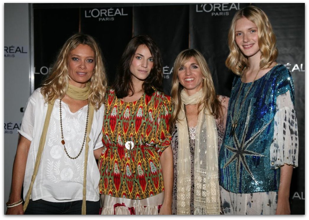 Rapsodia, pura sangre argentina | Con dos bolsas en cada mano