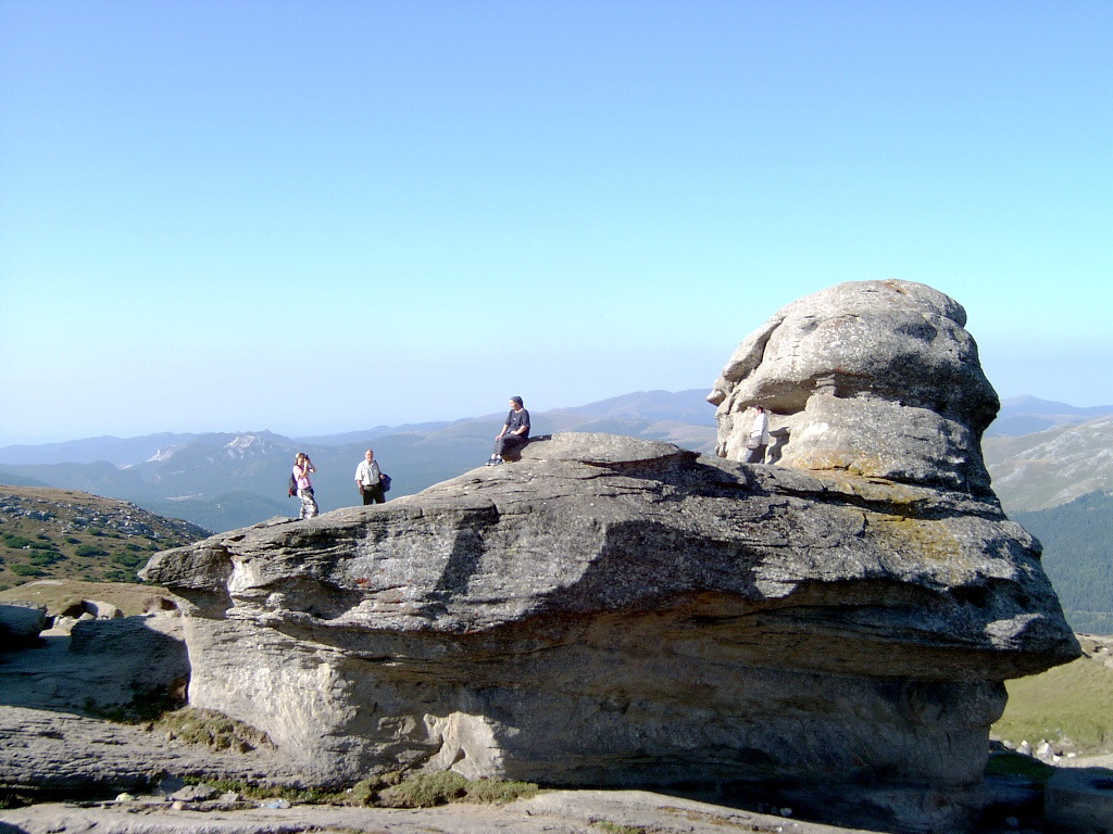 Did you know that romania has a Sphinx, too? : r/Egypt