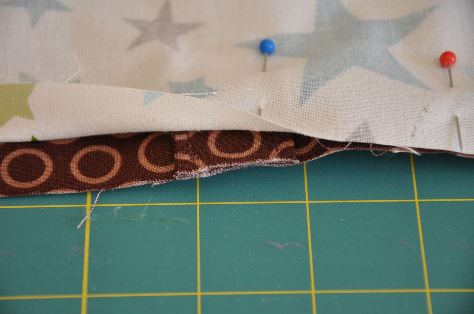 Made By Lisa G: Reversible Hooter Hider Tutorial