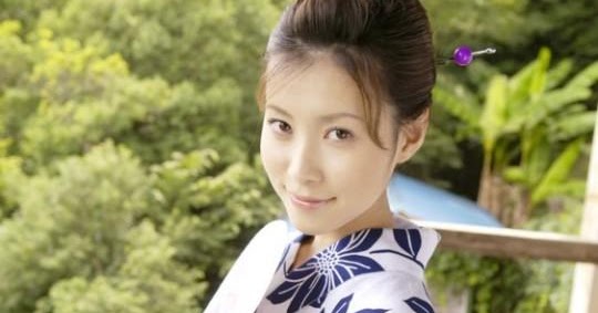 Beautiful Av Idol Chinatsu Izawa ~ K Mallnews