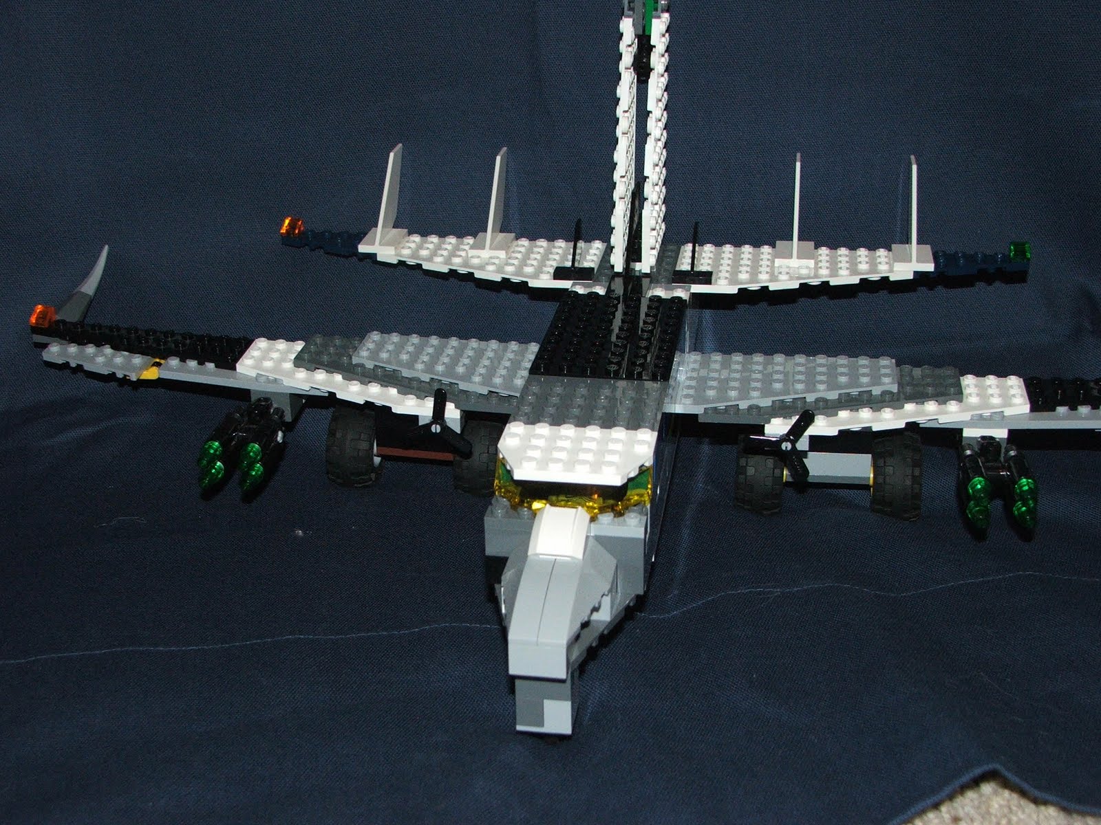 The Burke Bunch: The Joys of Lego-Digging.