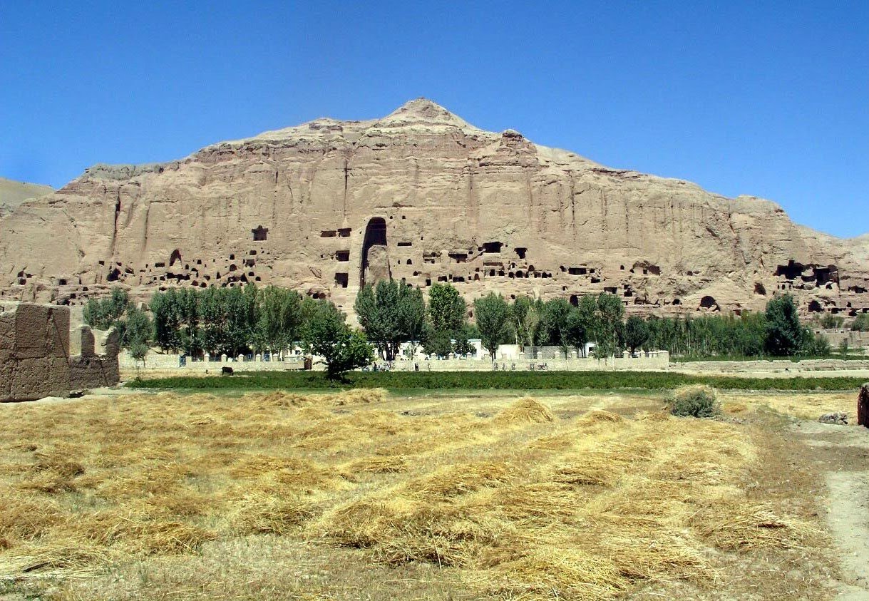 Who am I? Who are you?: March comes in like a lion and goes out like a ...