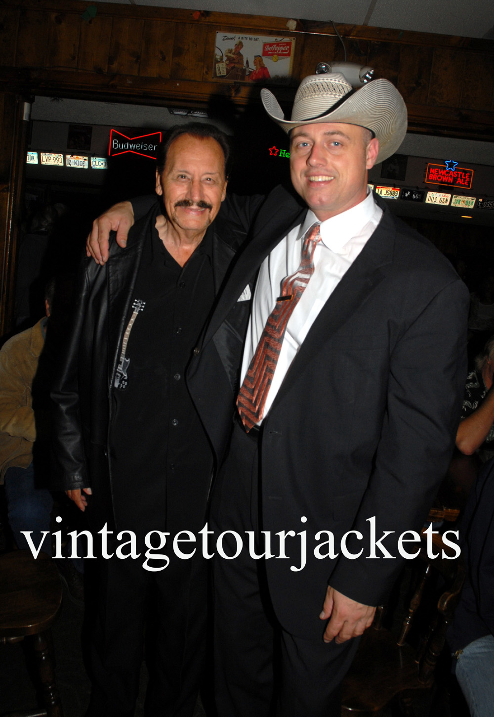 VintageTourJackets: The Ventures Nokie Edwards in Concert