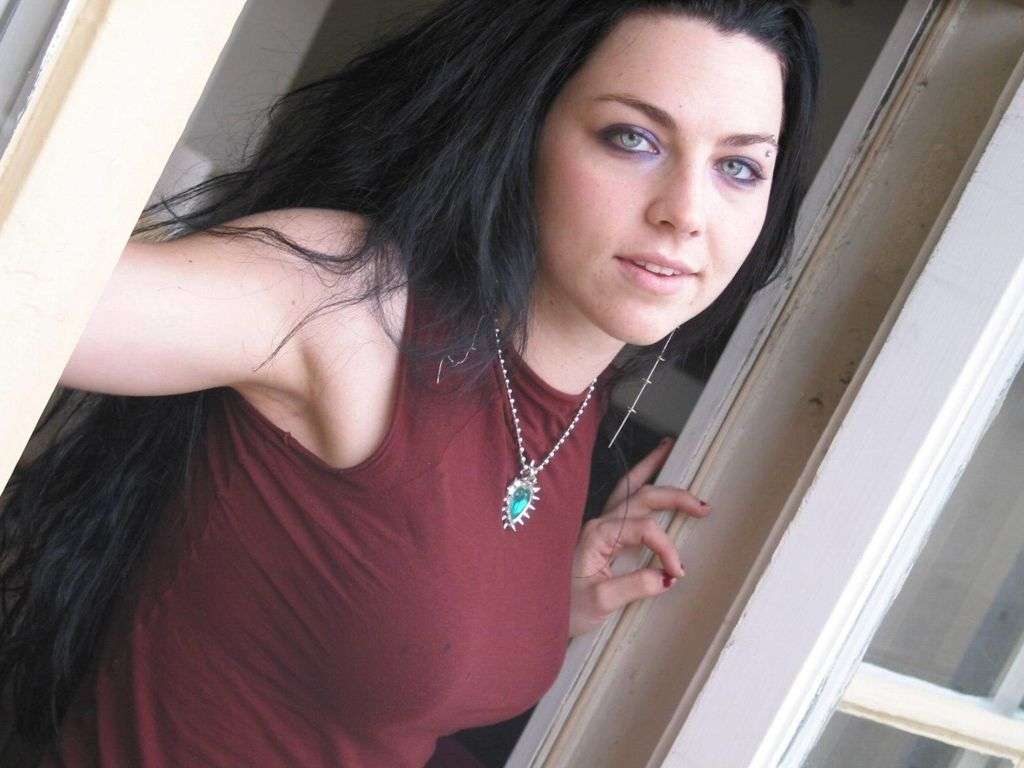 World Hot And Sexy Celebrities Amy Lee Hot And Sexy Photo