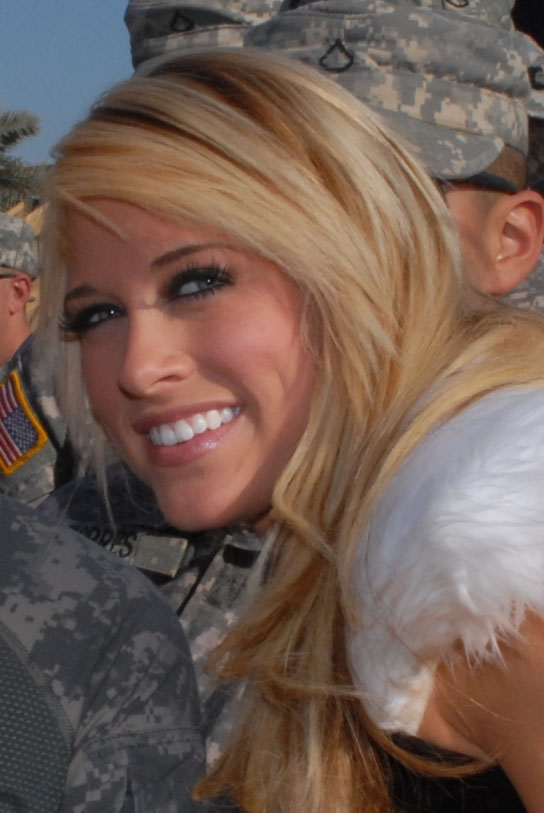 Un poco De Todo: KELLY KELLY ♥
