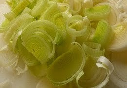 Cozinhando com Bernadete: SALPICÃO DE ALHO PORÓ