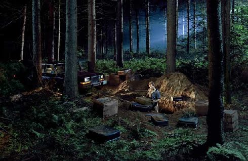 Narrative and Genre: Gregory Crewdson - COLOUR AND LIGHTING
