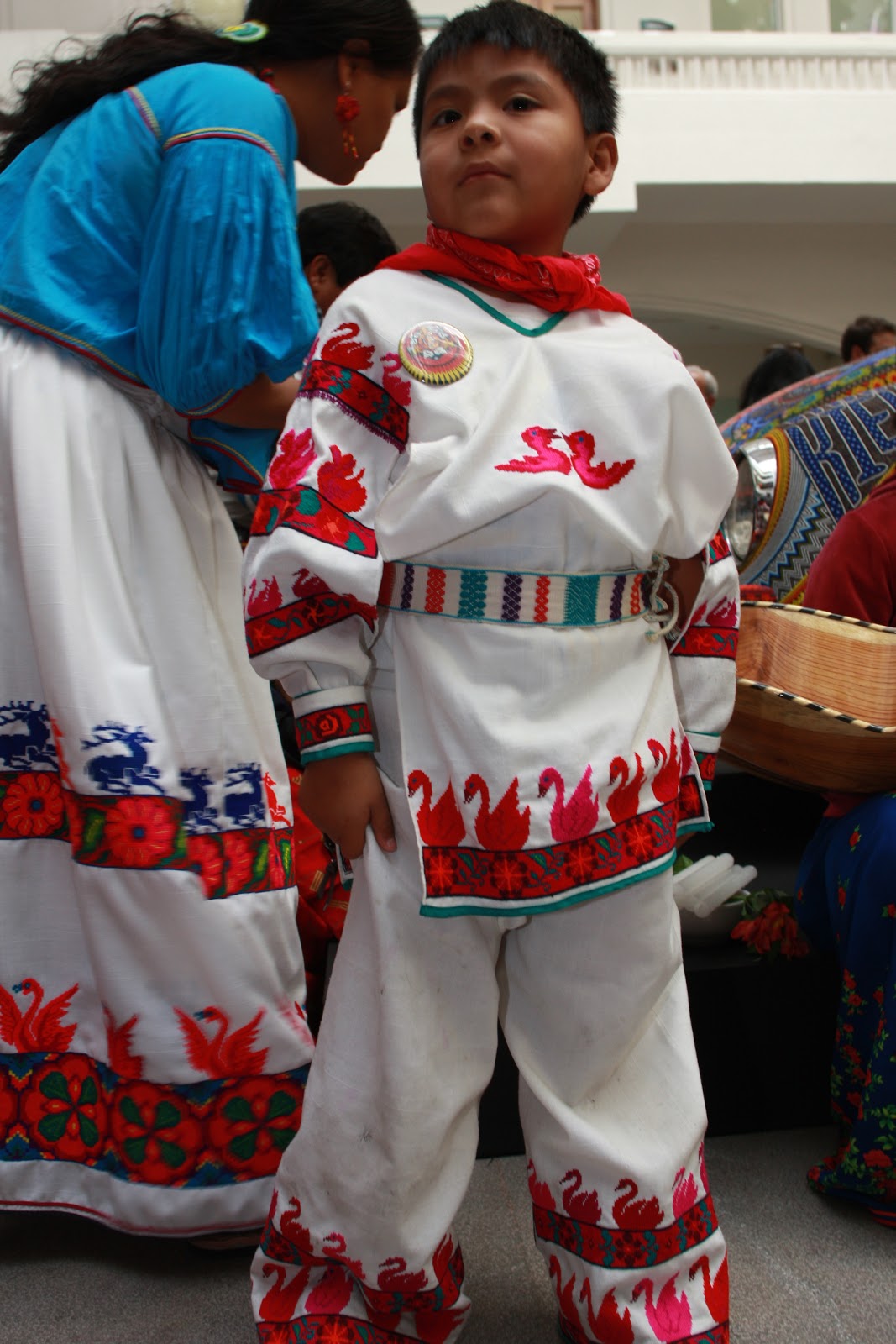 Amigos del Museo de Arte Popular A.C. (Mexico): LOS HUICHOLES ...