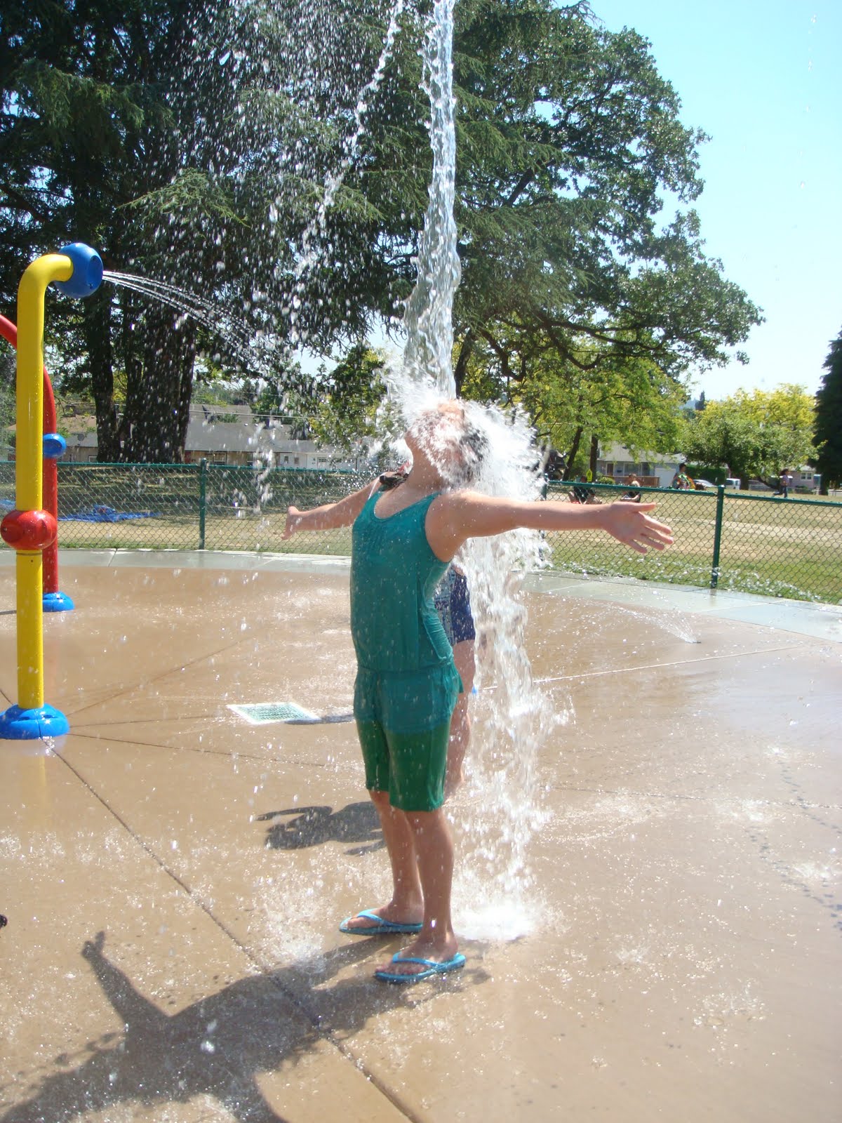 Riggings: Fountain Fun with Friends