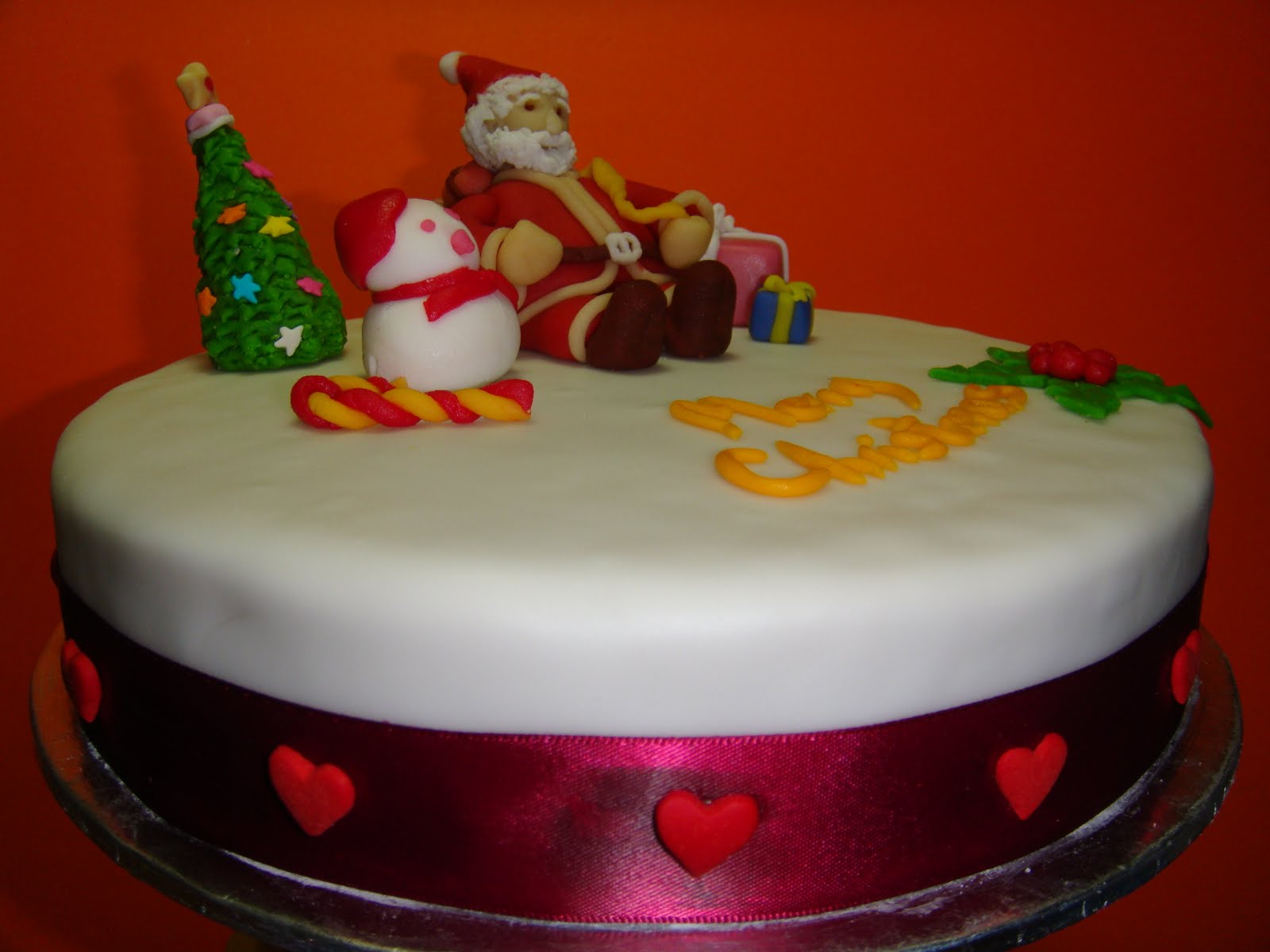 Yummy Baking: Santa Claus Fondant Cake
