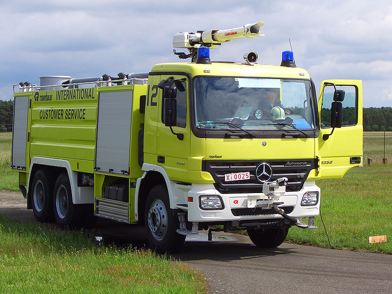 Carros de Bombeiro: Mercedes Benz