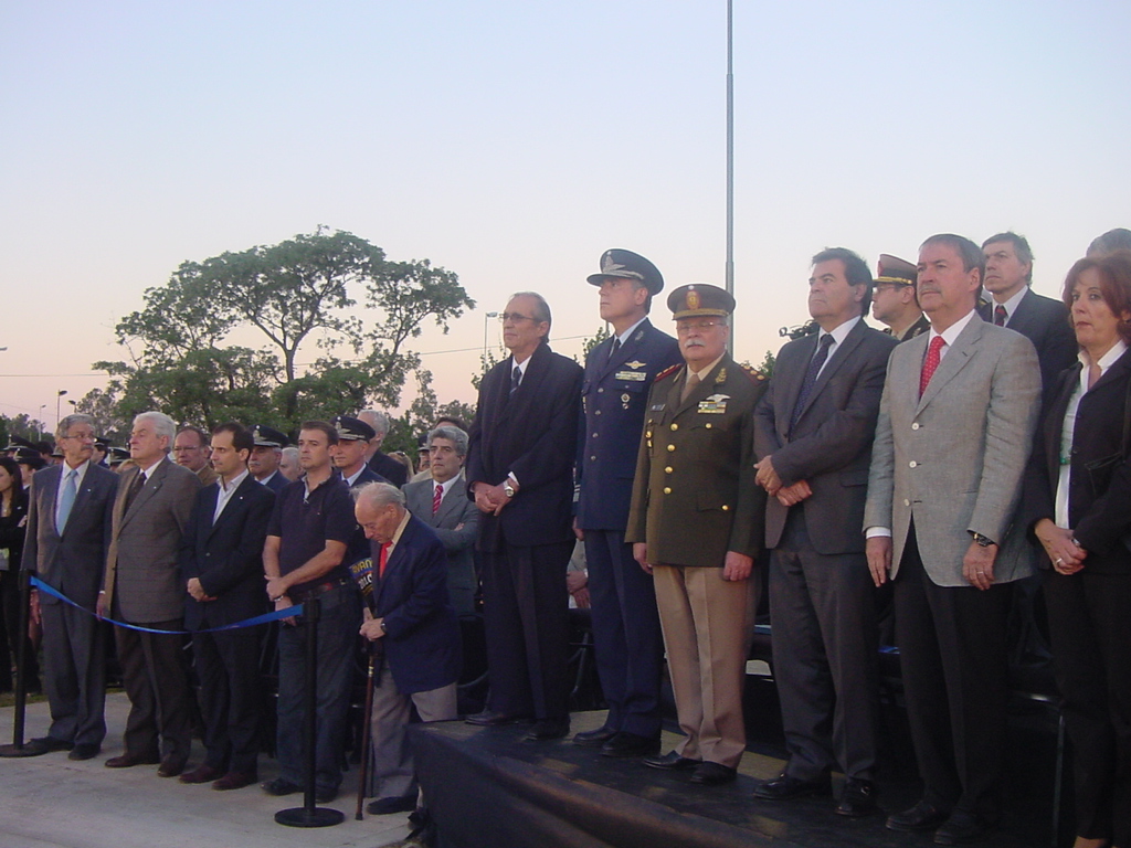 CULTURA AEREA: INAUGURACIÓN MONUMENTO al Brig. My. Juan Ignacio San ...