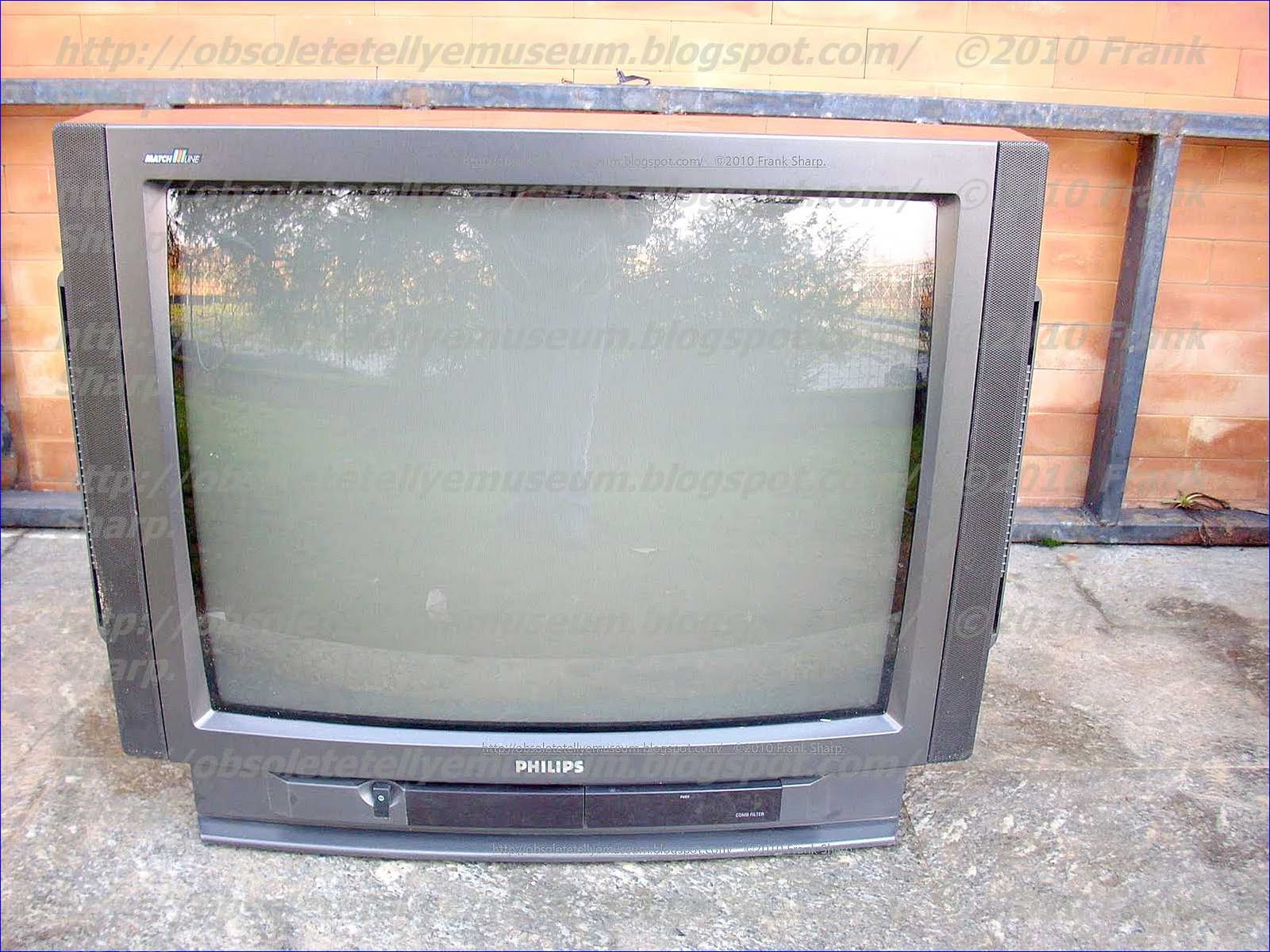 Obsolete Technology Tellye !: PHILIPS 28SL5800/00B YEAR 1992.