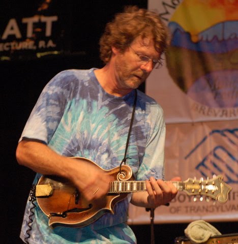 Ted Lehmann's Film, Books, Music & Commentary: "Circles Around Me" by ...