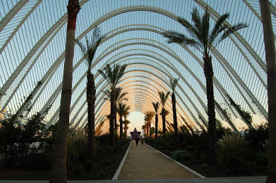 El río convertido en parque .. Valencia - Balovega