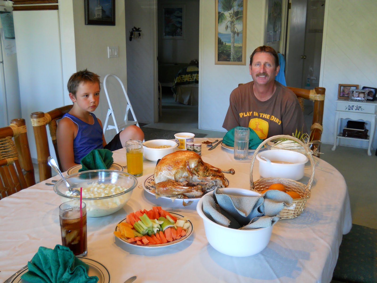 Kathy&Mike: A Very Weird Thanksgiving