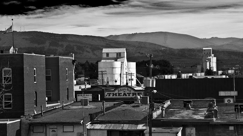 So Much DependsOn the Camera Lens: Soda Springs, Idaho