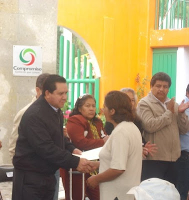 Edoméx en línea: Rogelio Tinoco preside entrega de apoyos en Papalotla