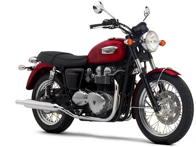 Red Riding Dude: Mini Triumph Bonneville in India