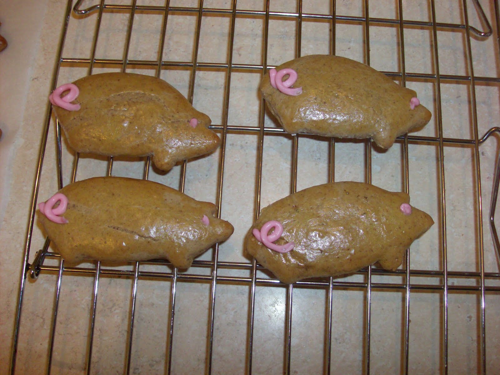 Tomatoes for Apples: Mexican Ginger Pigs