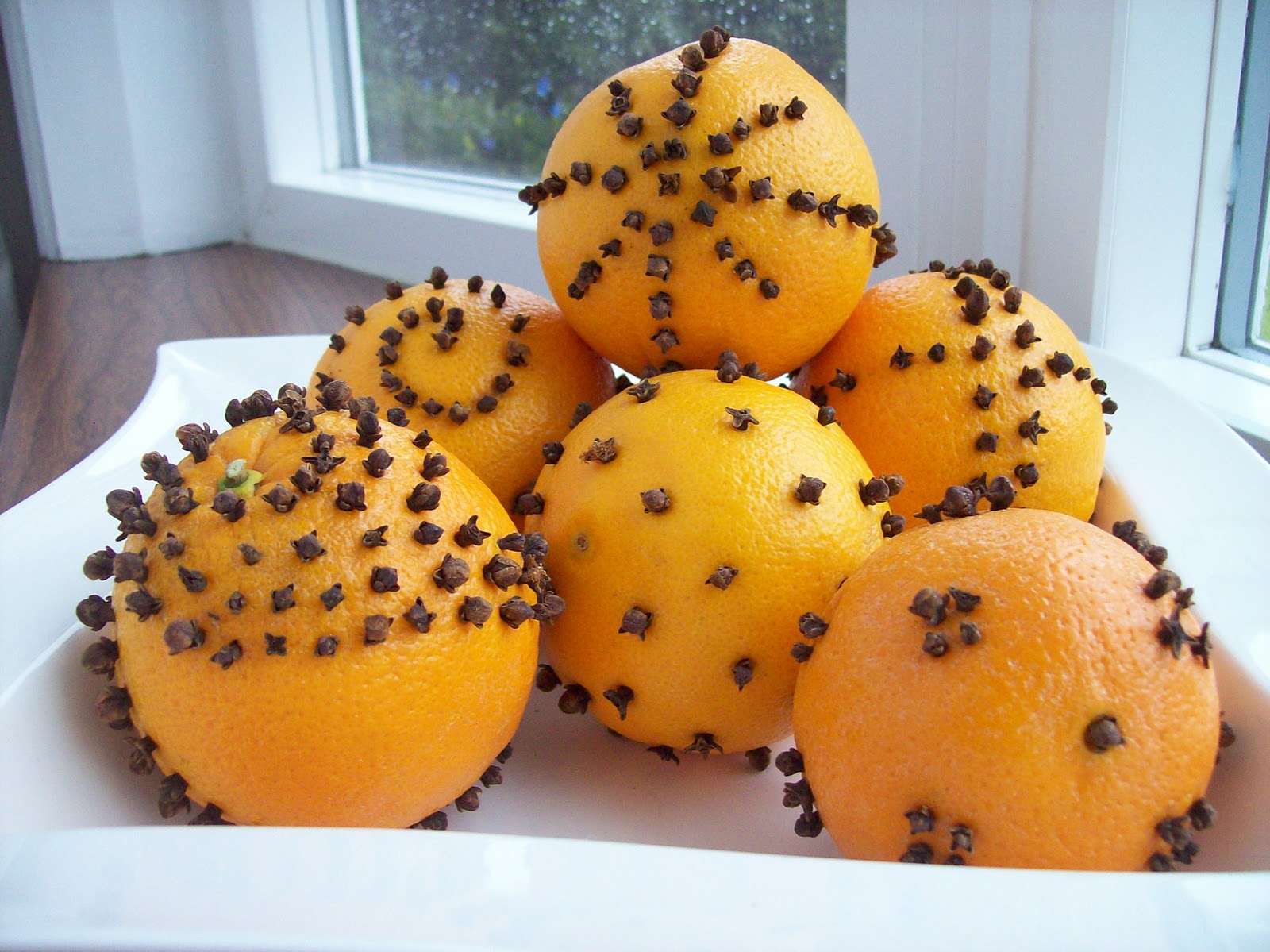 Saville at Home: Christmas Pomanders