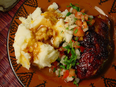 Flitzy Phoebie: BBQ Chicken, Mashed Potatoes and Gravy