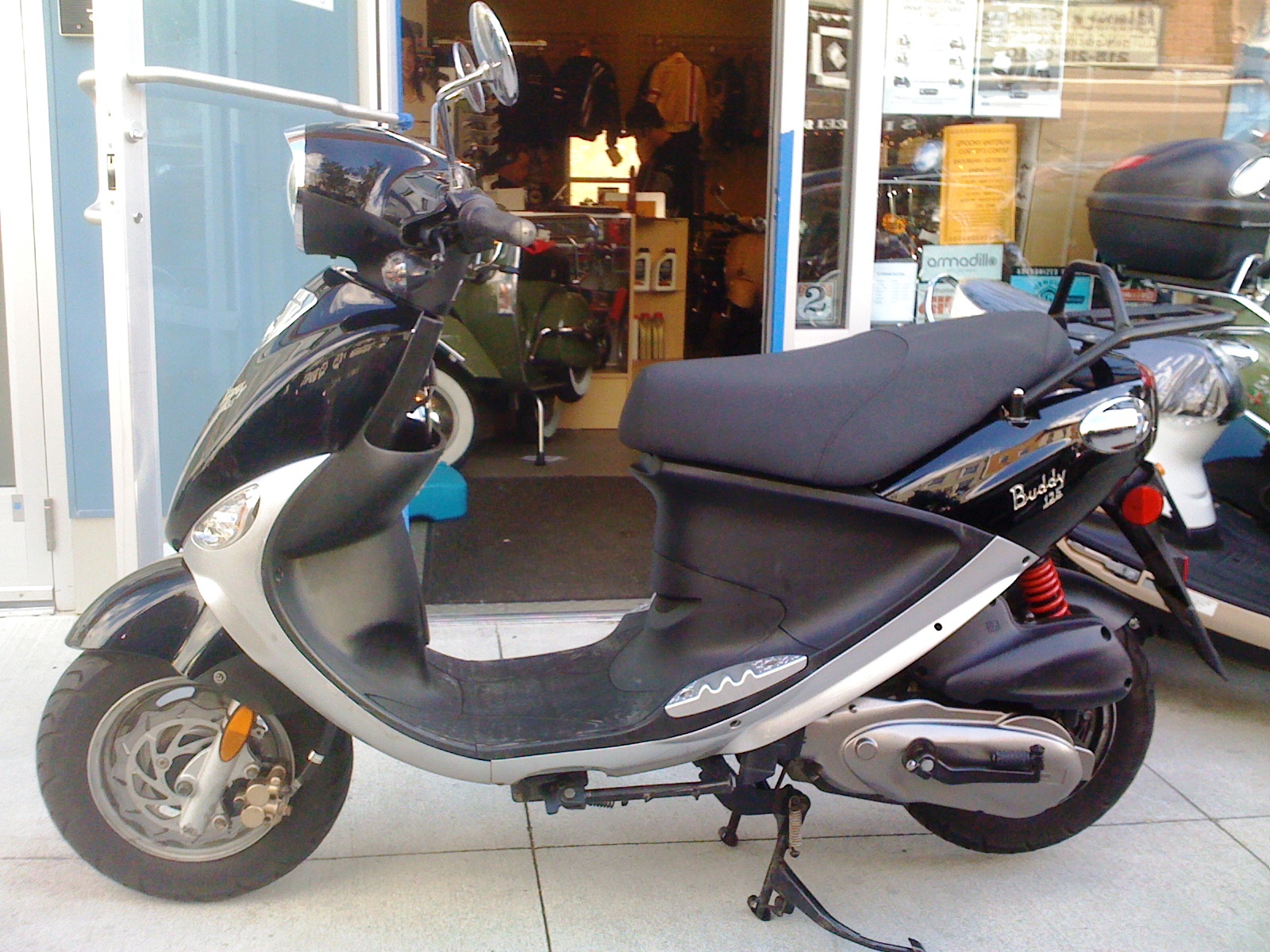Philadelphia Used Scooters: 2007 GENUINE BUDDY 125 BLACK SILVER