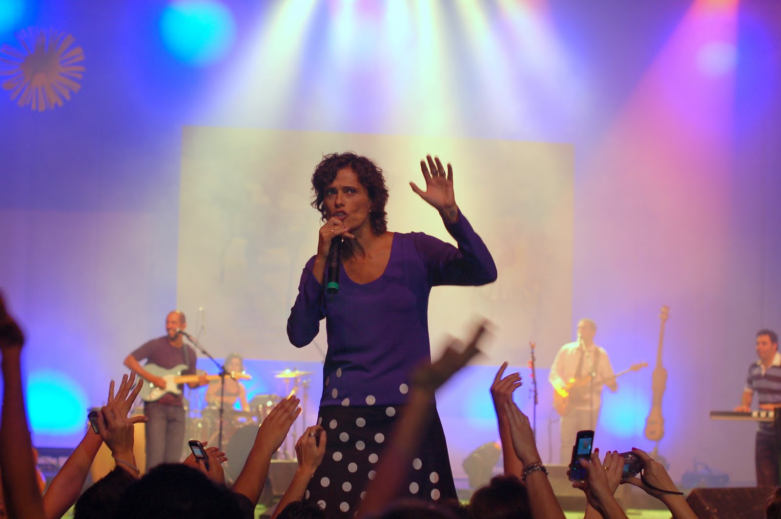 Curitiba Portraits: Zelia Duncan show at Positivo Theater